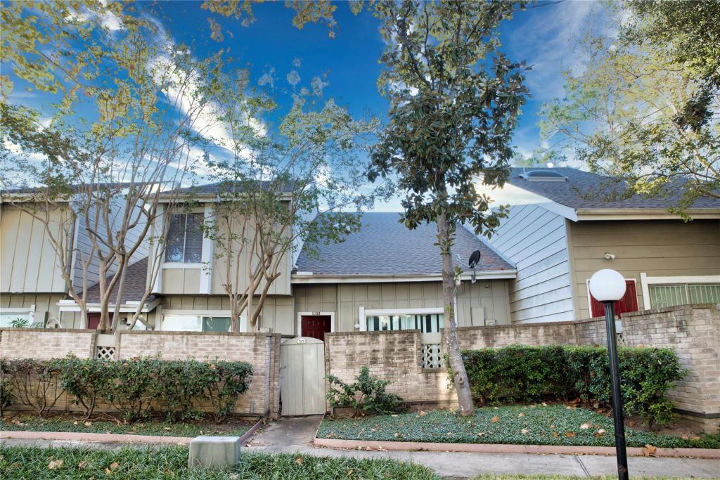 7075 Greenway Chase Street - Haley Garcia Group